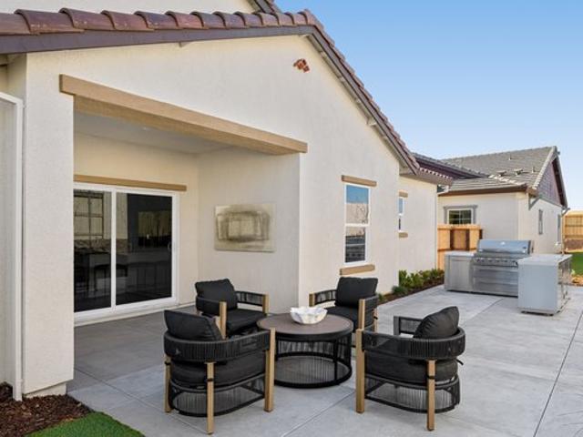 12405 Columbia Way, Rancho Cordova, CA 95742
