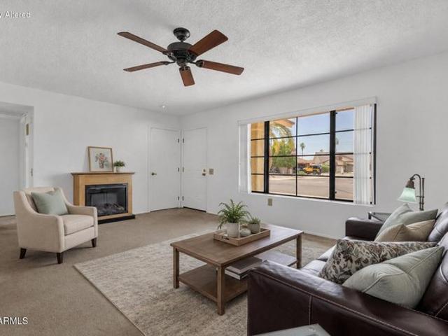 12406 W Wildwood Dr, Sun City West, AZ 85375