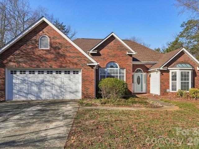 12408 Sandringham Pl, Charlotte, NC 28262