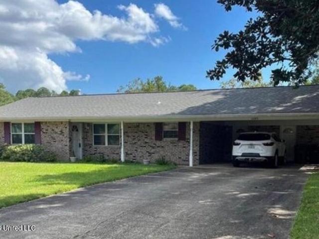 12409 Hanover Dr, Ocean Springs, MS 39564