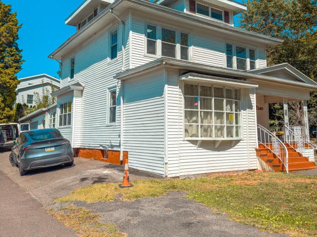 1240 Main Street