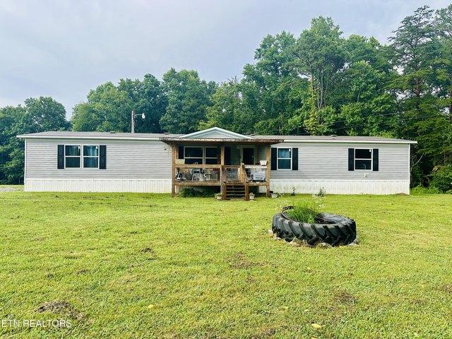 1240 Burrville Rd, Sunbright, TN 37872