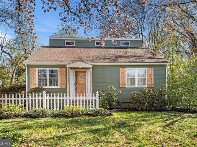 1240 E Strasburg Rd, West Chester, PA 19380