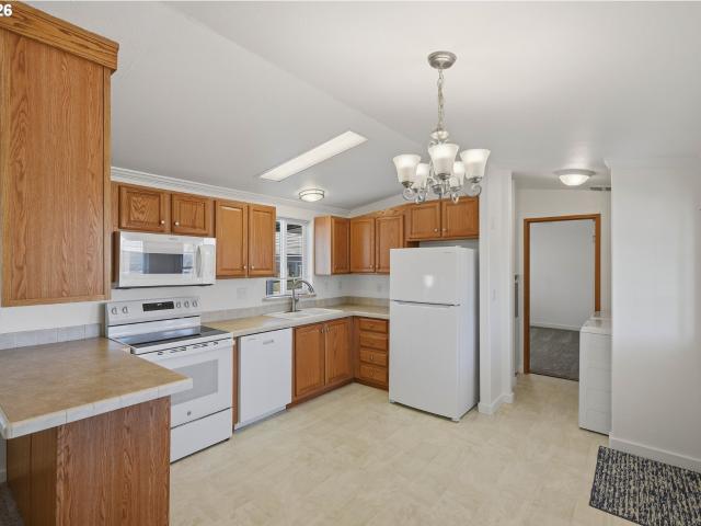 1240 embarcadero cir