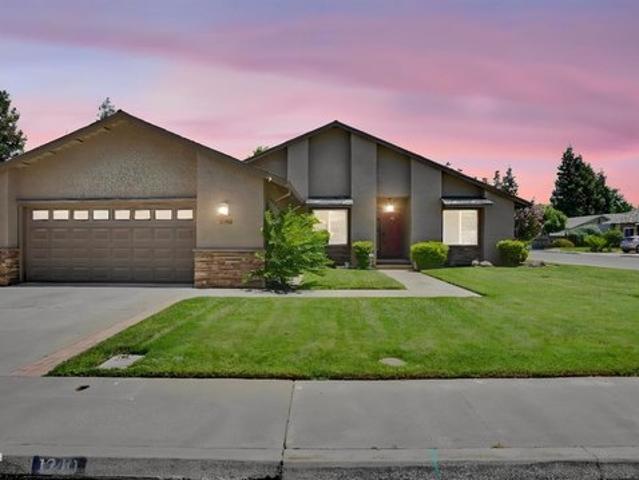 1240 Forest Dr, Turlock, CA 95380