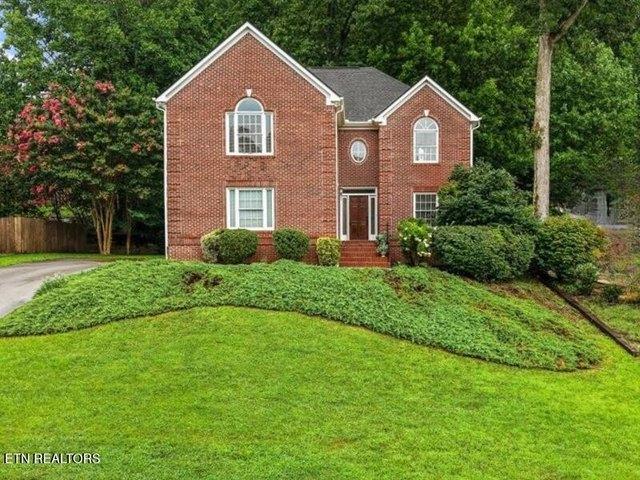 1240 Hearthstone Ln, Knoxville, TN 37923
