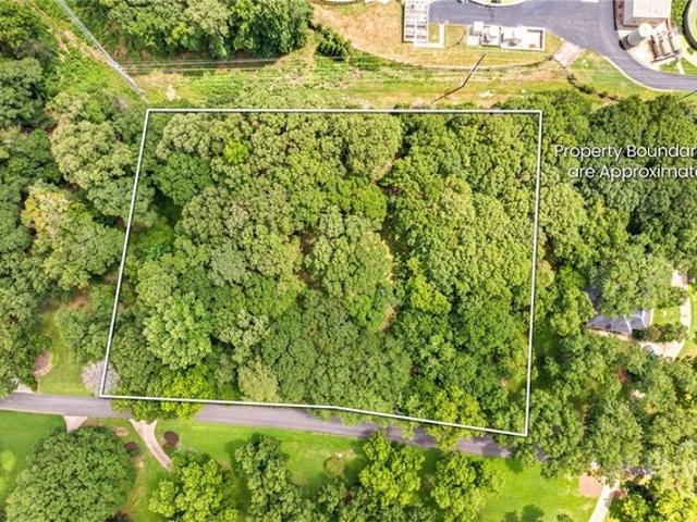 1240 Summit Dr, Watkinsville, GA 30677