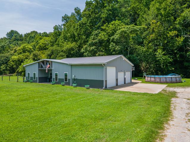 1240 Sumac Rd