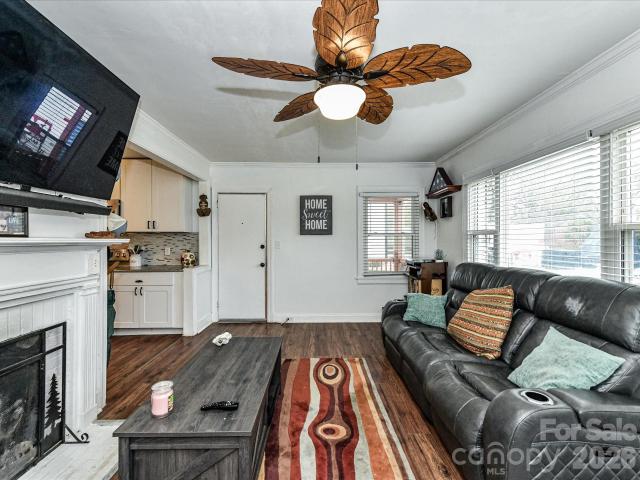 1240 Skyview Road