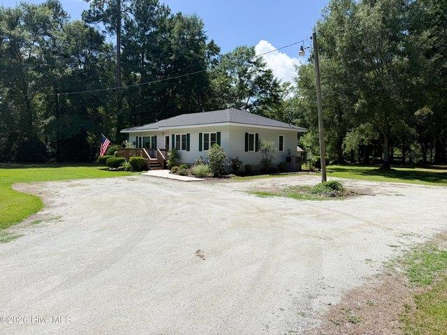 1240 Titus Ln, Jacksonville, NC 28540
