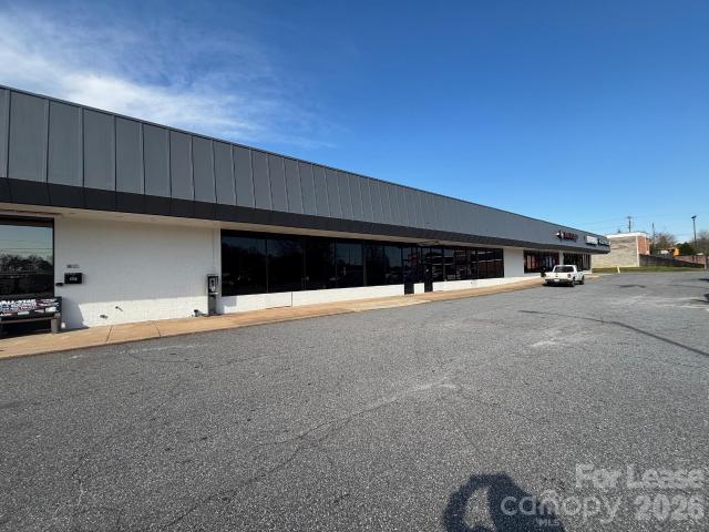 1240 US Highway 70 Highway SW