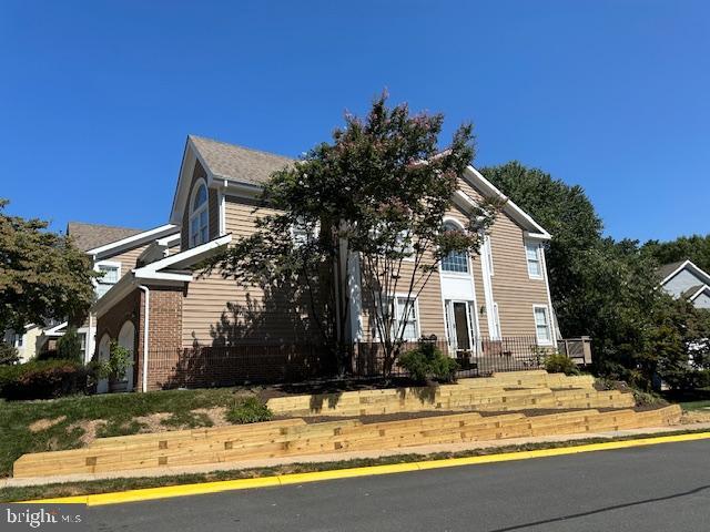 1240 Woodbrook Court