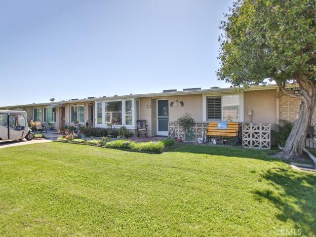 1240 #52J Oakmont
