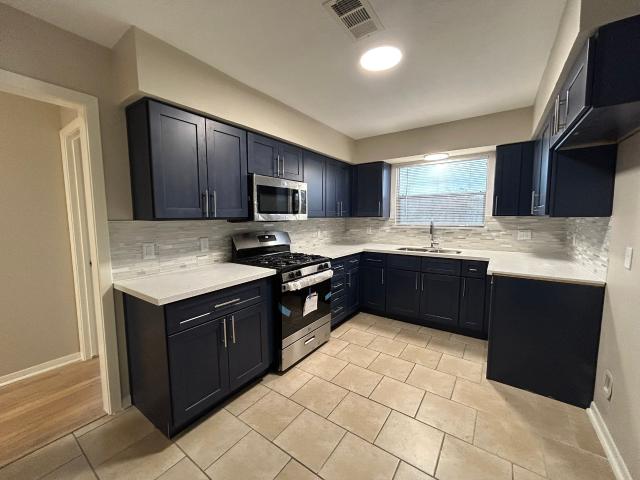 12414 Ledger Lane