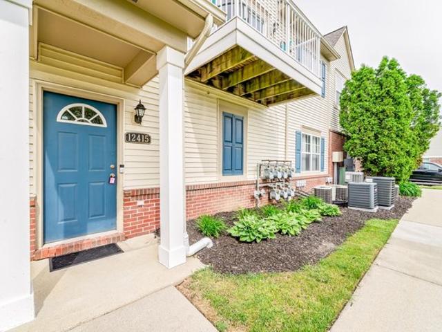 12415 First Ave S, Southgate, MI 48195