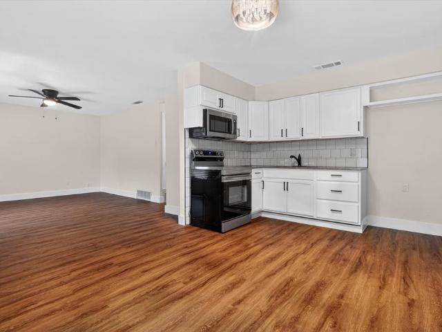 12415 Kleberg Road
