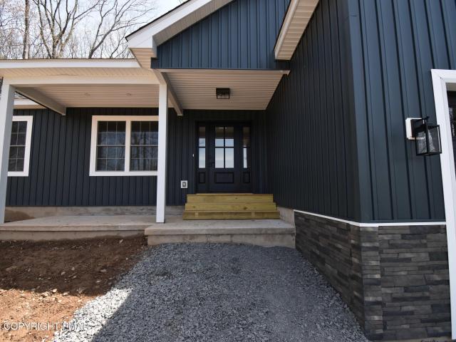 12415 Mountain Laurel Drive