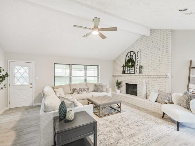 12415 Pantano Dr, Houston, TX 77065 | Compass