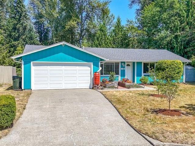 12416 SE 201st Pl, Kent, WA 98031