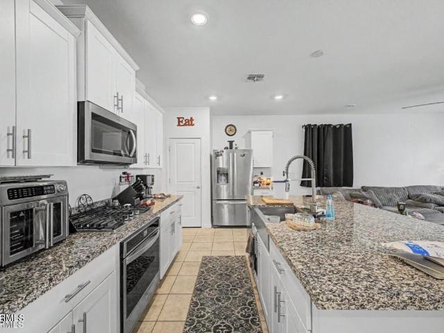12418 W GLENN Court