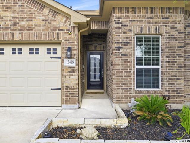12418 Belfort Pt