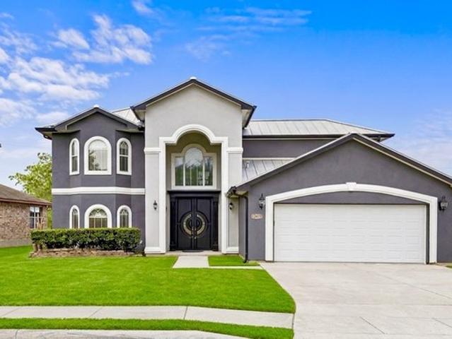 12419 Course View Dr, San Antonio, TX 78221