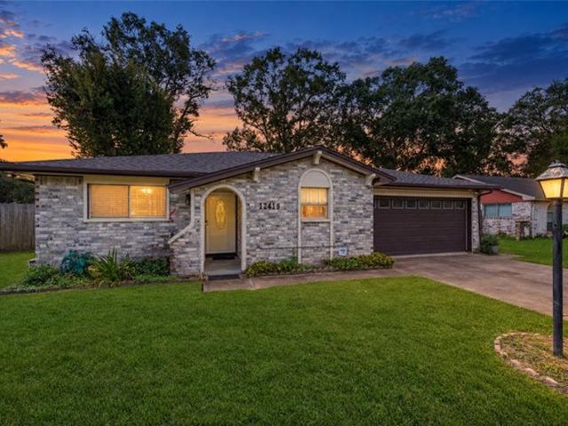 12419 Dermott Dr, Houston, TX 77065