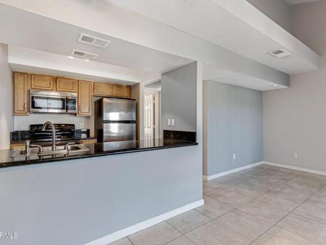 1241 N 48th St #213, Phoenix, AZ 85008