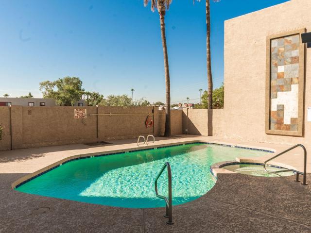1241 N 48th Street # Apt 214