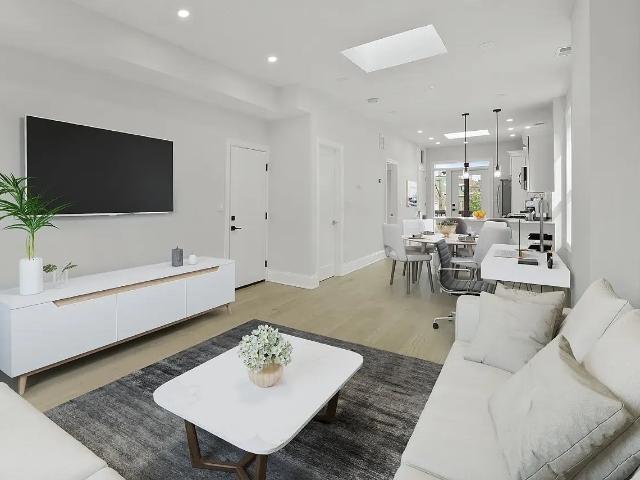 1241 N Bosworth Avenue # 2