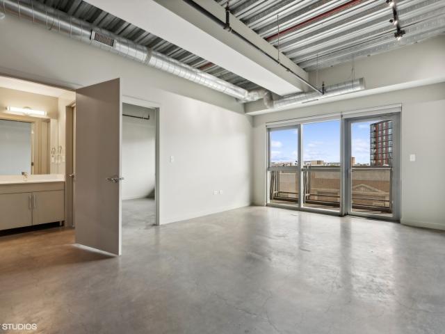 1241 n milwaukee avenue # 505