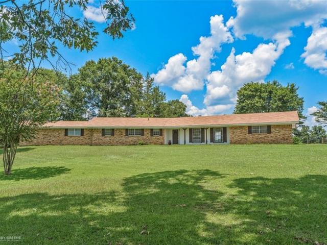1241 Country Club Cir, Minden, LA 71055