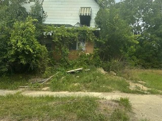 1241 E Hamilton Ave, Flint, MI 48506