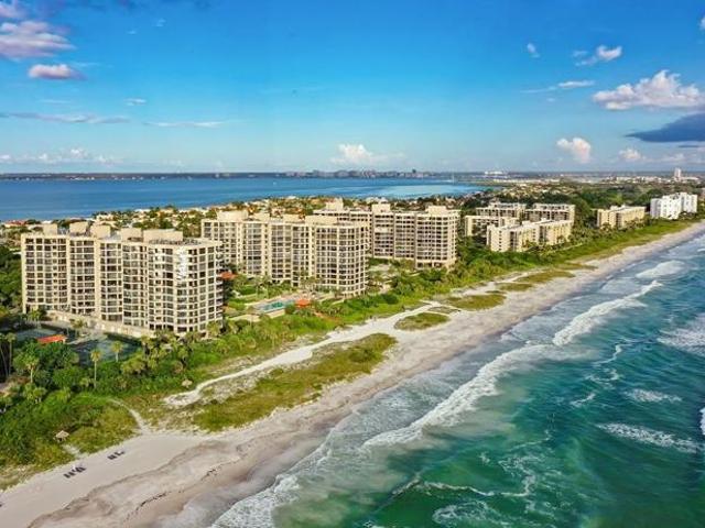 1241 Gulf of Mexico Dr #607, Longboat Key, FL 34228