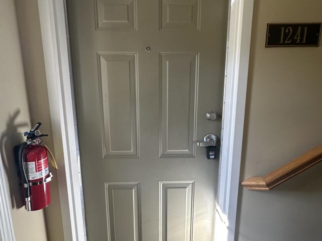 1241 Park Run Dr