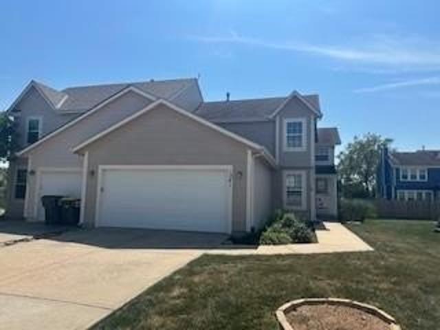 1241 S 5th St E, Louisburg, KS 66053