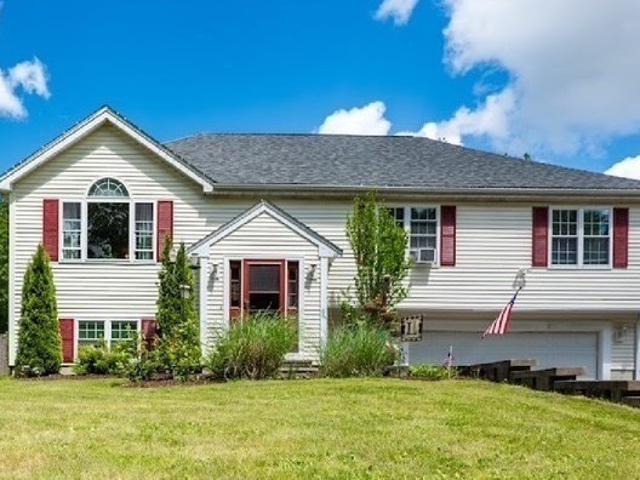 1241 Sharps Lot Rd, Swansea, MA 02777