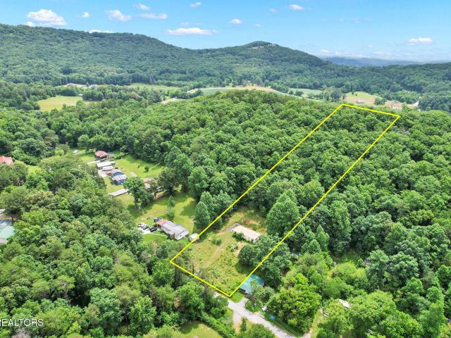 1241 Upper Cove Loop