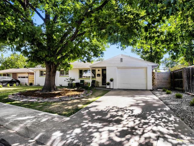 1241 Vivian Street