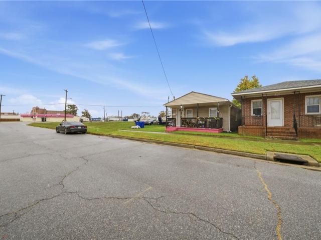 1241 Wirt AVE
