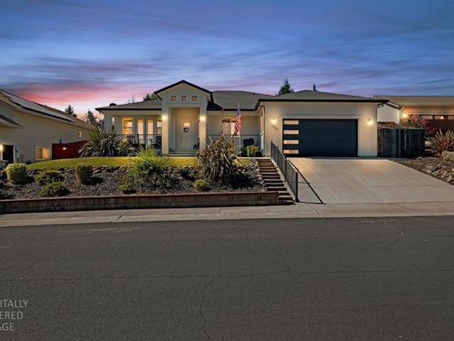 12420 Morning Mist Ln, Auburn, CA 95602