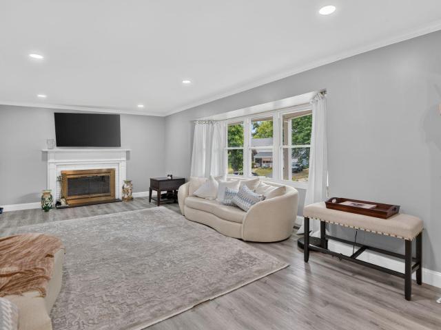 12420 Seabury Lane