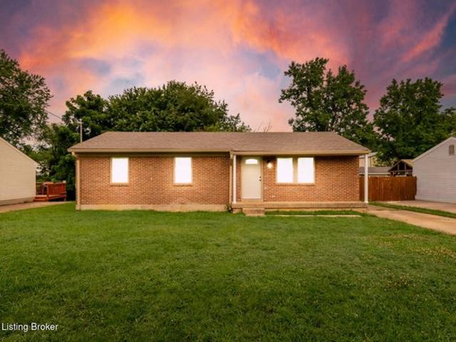 12420 Somerset Dr, Louisville, KY 40229