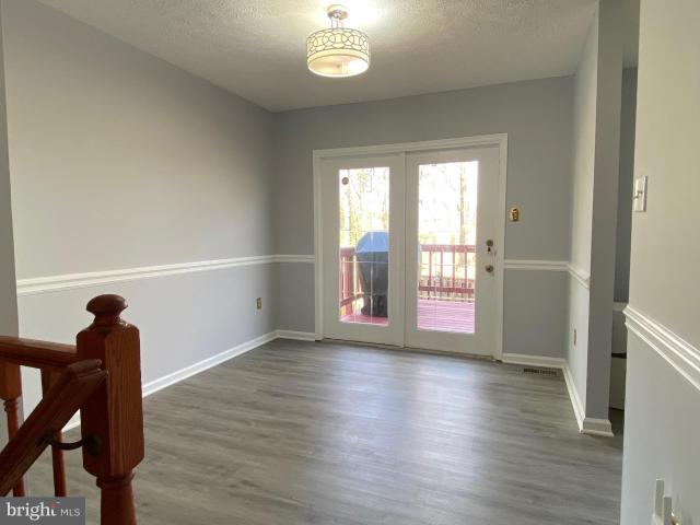 12421 Walnut Cove Cir, Germantown, MD 20874 | MLS #MDMC2222