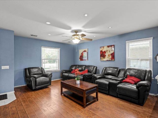 12421 Briarcreek Loop