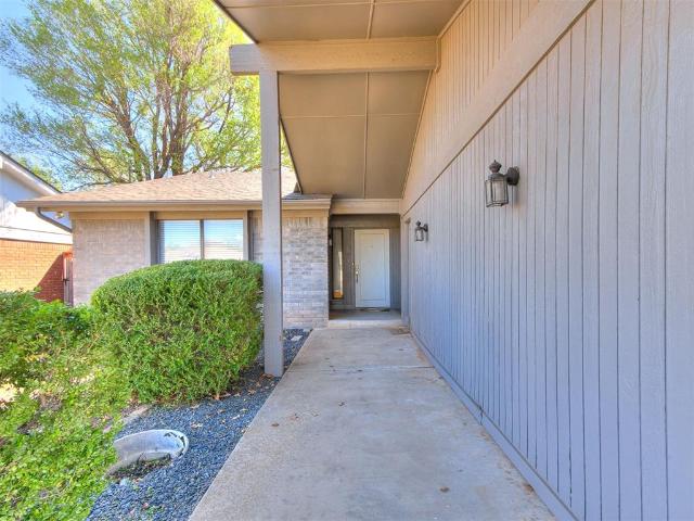 12424 Clarence Court