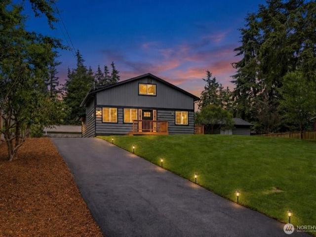 12425 9th Dr SE, Everett, WA 98208
