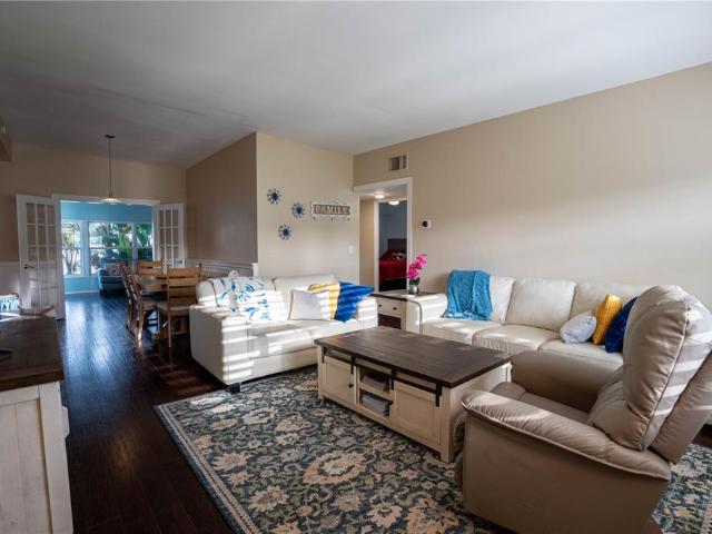 12425 th Ln, Largo, FL 33774 | MLS #TB8491 | Compass
