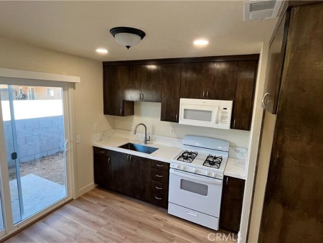 12426 Central