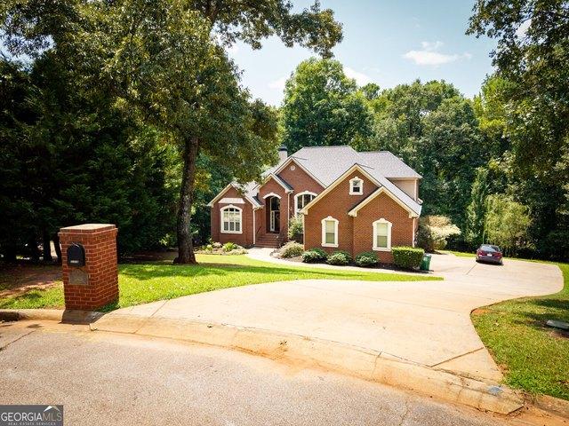 12426 Edgewater Dr, Hampton, GA 30228
